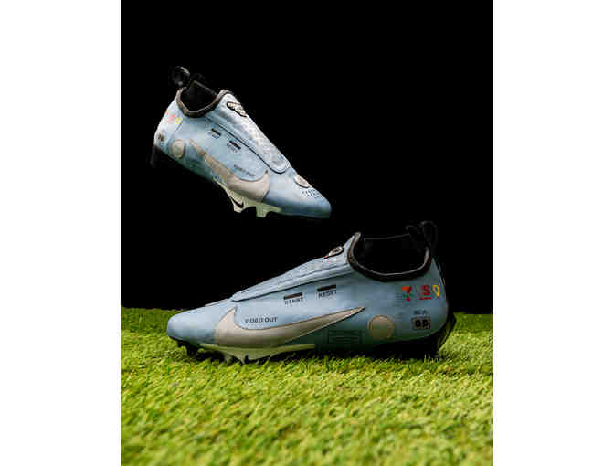 U of M's Blake Corum Auctions Custom Cleats for Beaumont Children's!