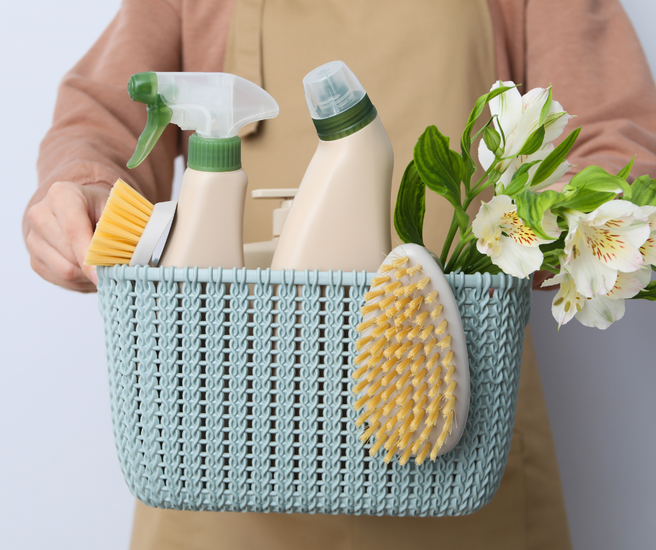 Busy Moms’ Guide to a Spotless Home – Cleaning Hacks That Work! - Michigan Mama News