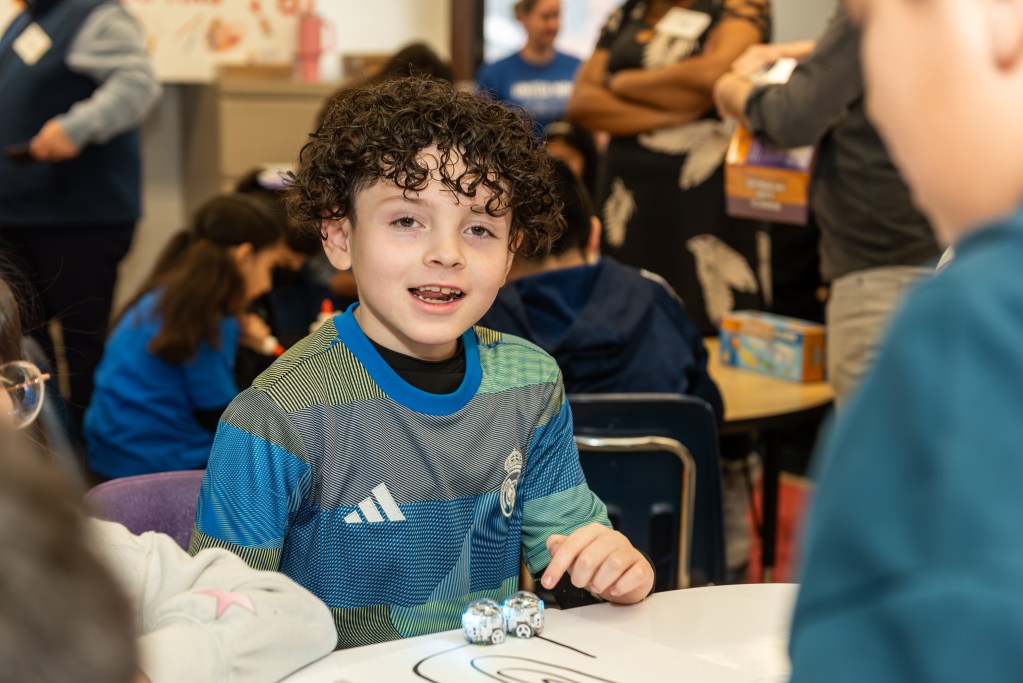 First STEAM Makerspace in Detroit Hosts Classes