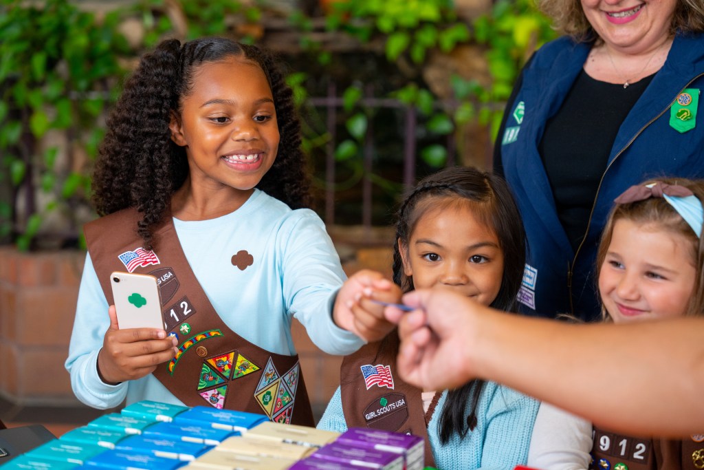 Girl Scouts are Coming to Savvy Sliders! Purchase Girl Scout Cookies ...