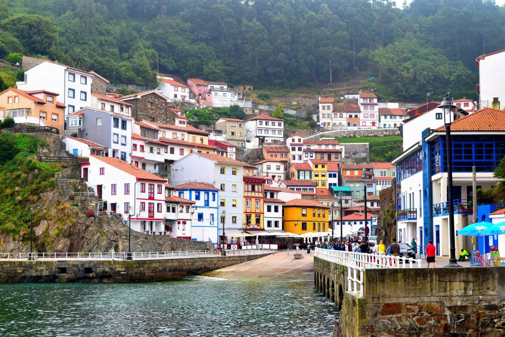 How to Plan a Perfect Spain and Portugal Vacation Step by Step